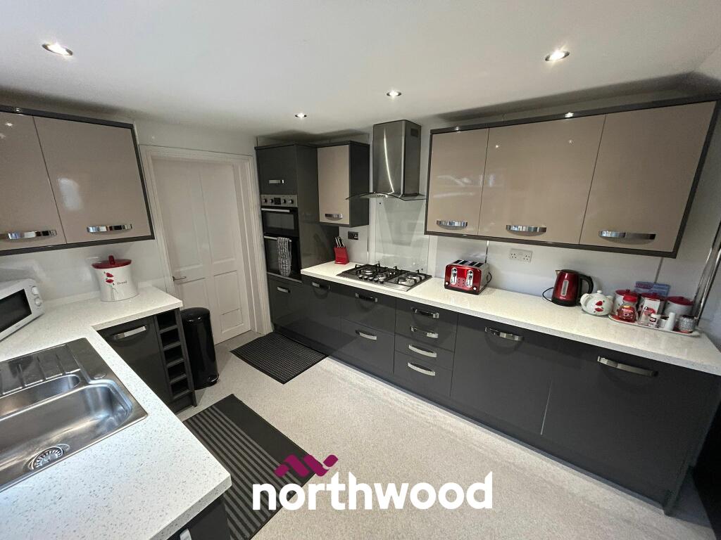 4 bedroom semi-detached house for sale in Prospect Hill, Whitby, North ...