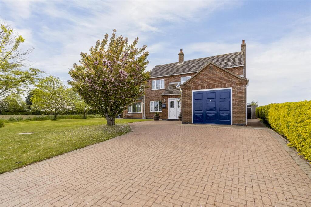 4 bedroom detached house for sale in Mill Lane, Wrangle, Boston, PE22