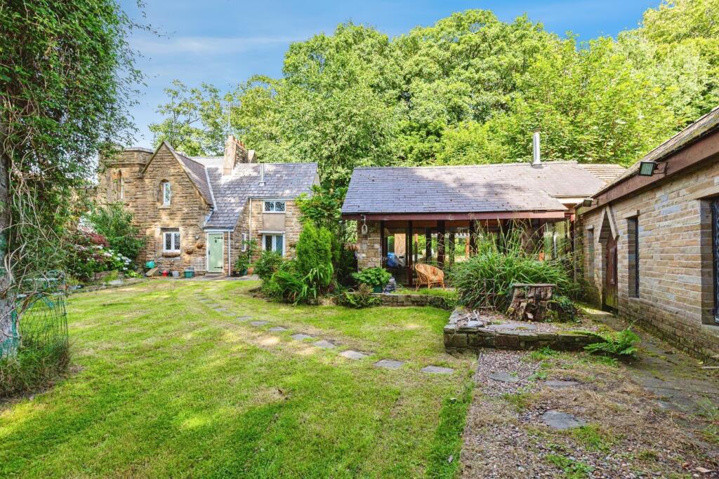 2 bedroom detached house for sale in Scorton Hall Park, Scorton ...