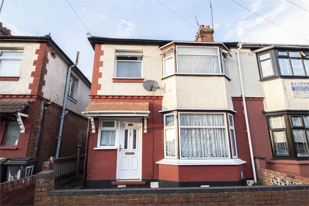 3 Bedroom Semi Detached House For Sale In Holland Road Luton