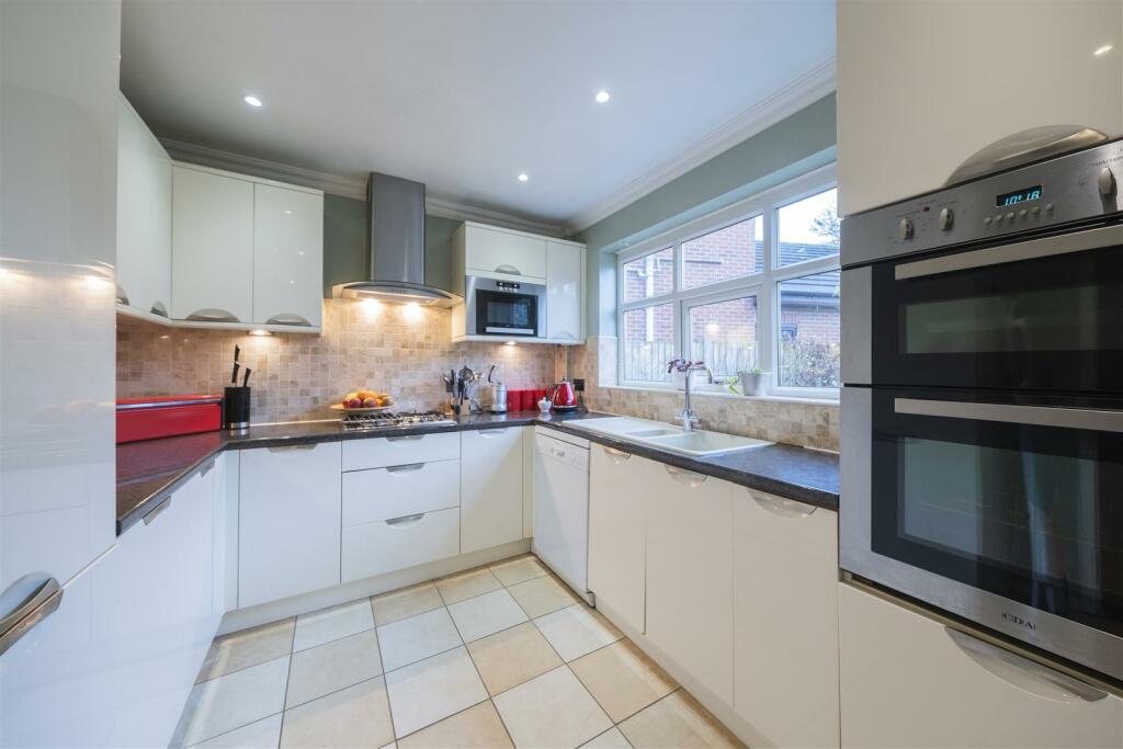 4 bedroom detached house for sale in Abbots Way, Hartford, Northwich, CW8