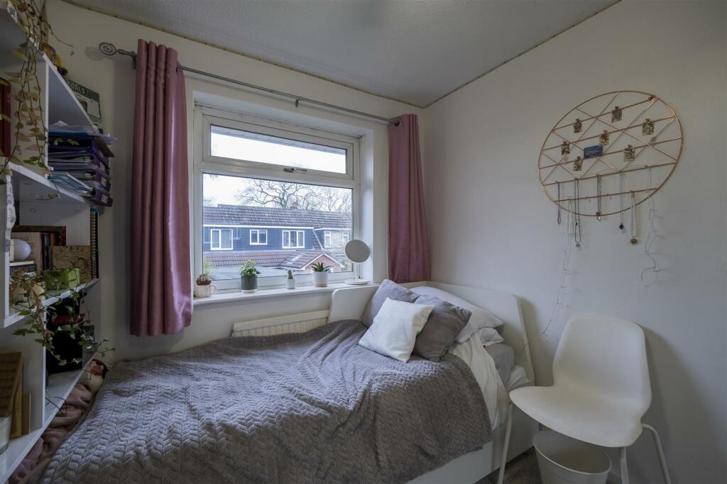 4 bedroom detached house for sale in Abbots Way, Hartford, Northwich, CW8