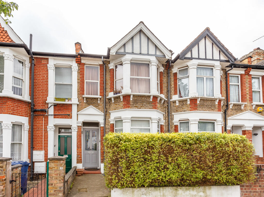 1 bedroom flat for rent in Murray Road, Ealing, W5