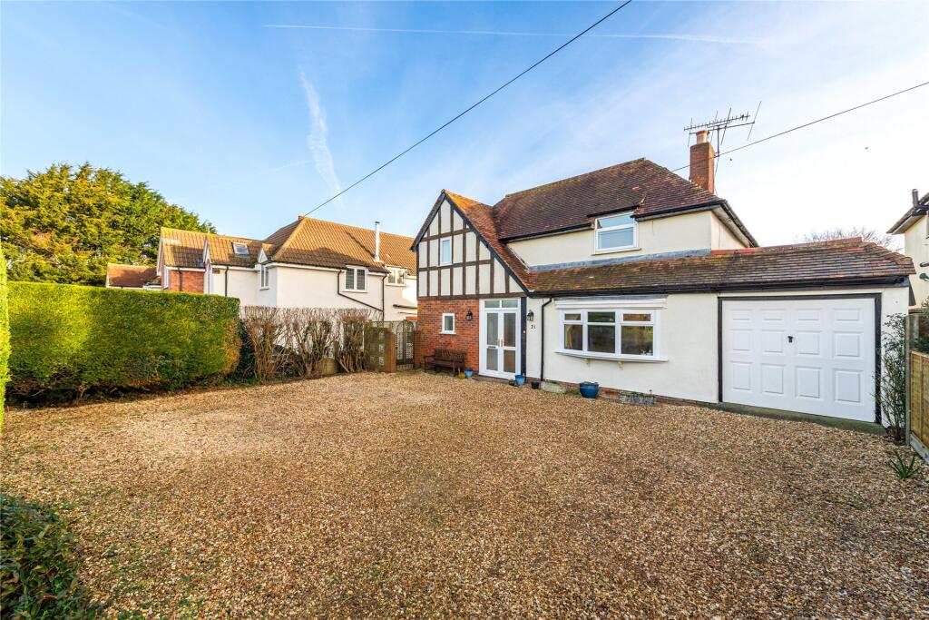 4 bedroom detached house for sale in Ashwell Road, Bygrave, Baldock ...