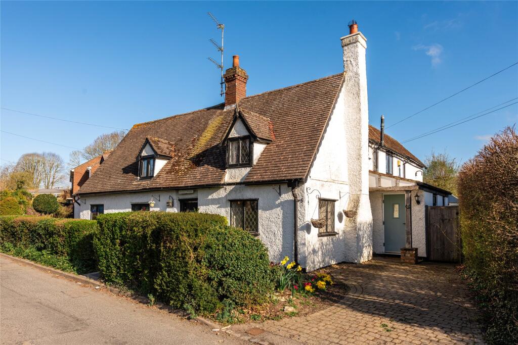 2 bedroom semi-detached house for sale in Shephall Green, Stevenage ...