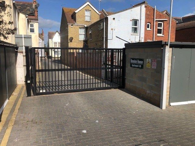 Commercial property for sale in Reunion House, 27 - 43 Jackson Road ...