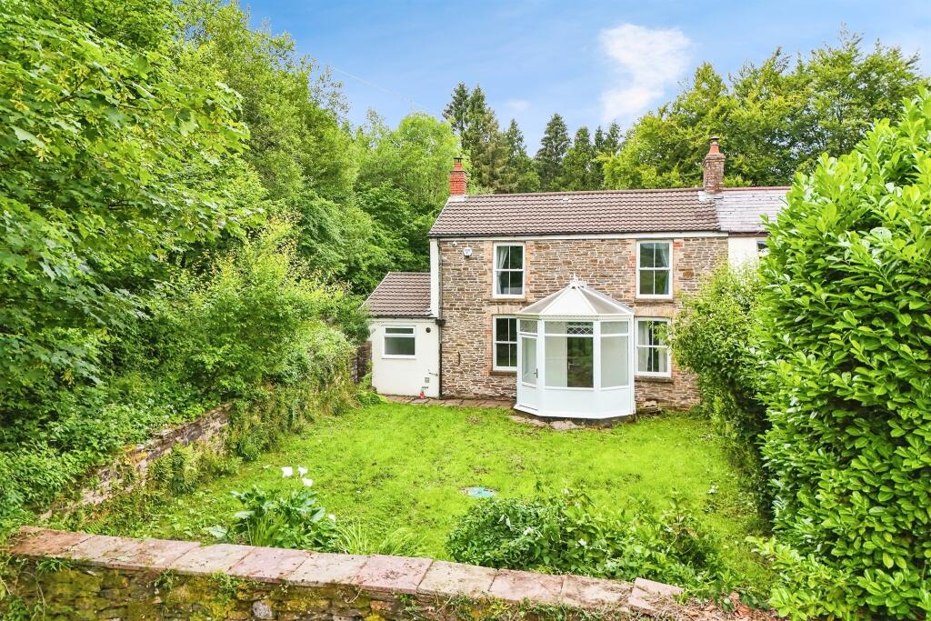4 bedroom character property for sale in Cottages, Gwaelod-Y-Garth ...