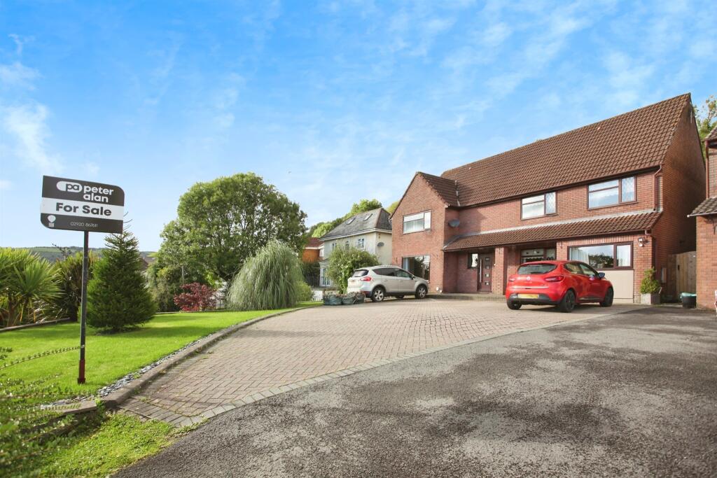 4 bedroom detached house for sale in Garth View, Bedwas, Caerphilly, CF83