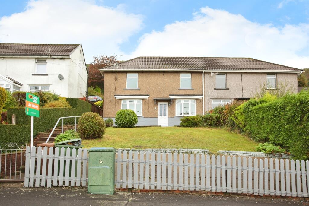 3 bedroom semi-detached house for sale in Graigwen Crescent, Abertridwr ...