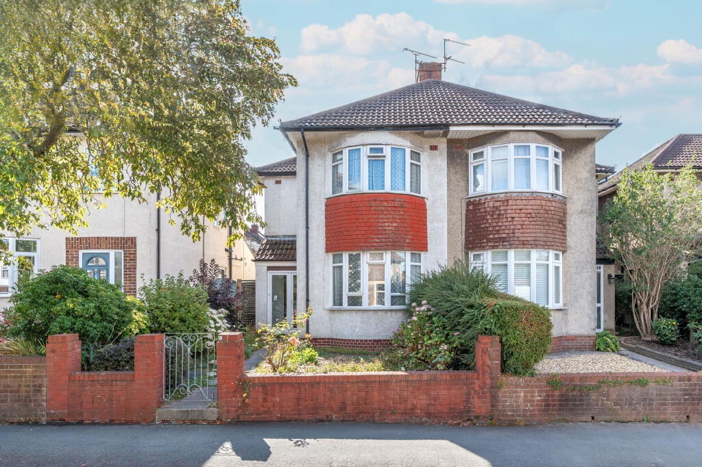 3 bedroom semi-detached house for sale in Thingwall Park, Fishponds ...