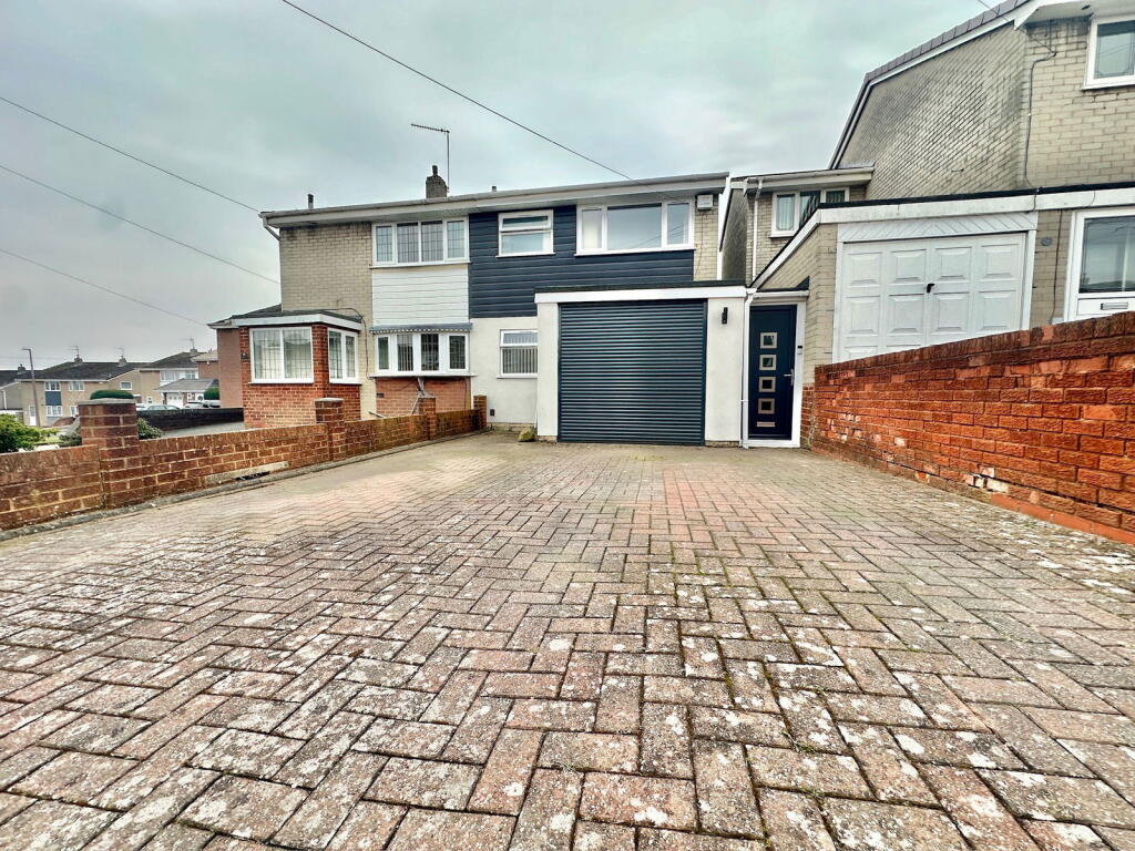 3 bedroom semi-detached house for sale in Catherine Road, Hurst Hill ...