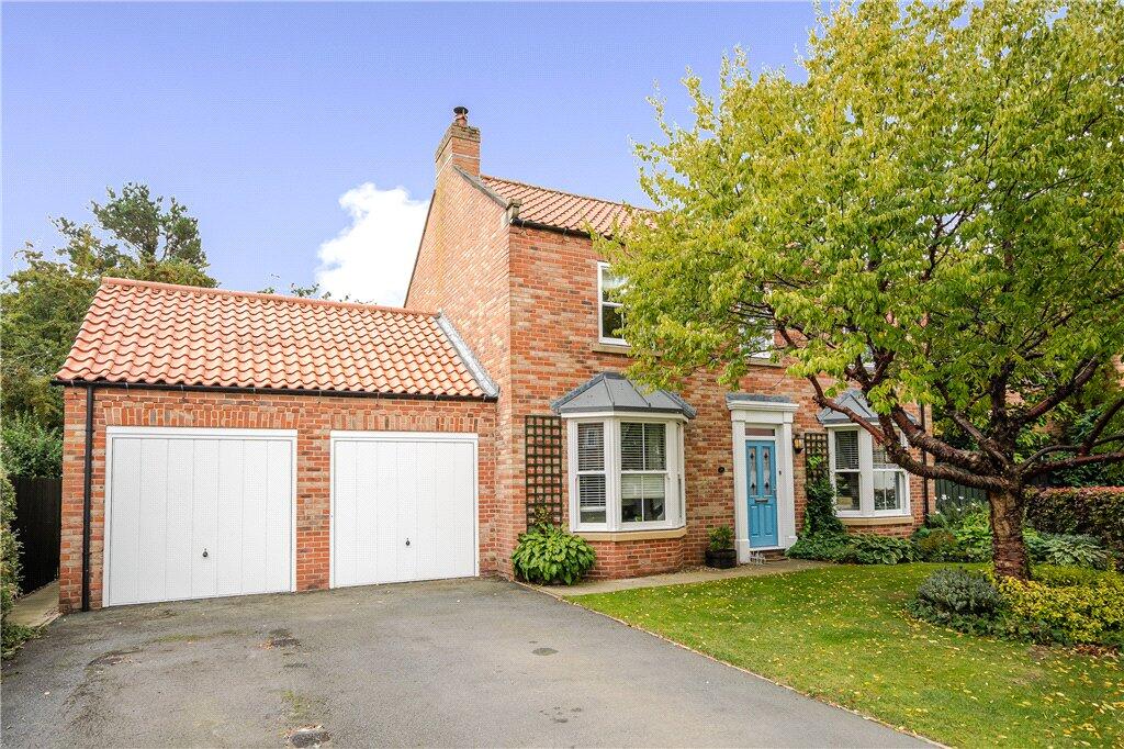 4 bedroom detached house for sale in Watermill Close, North Stainley, Ripon, North Yorkshire, HG4