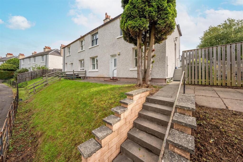 2 bedroom flat for sale in Darnhall Crescent, Perth, PH2