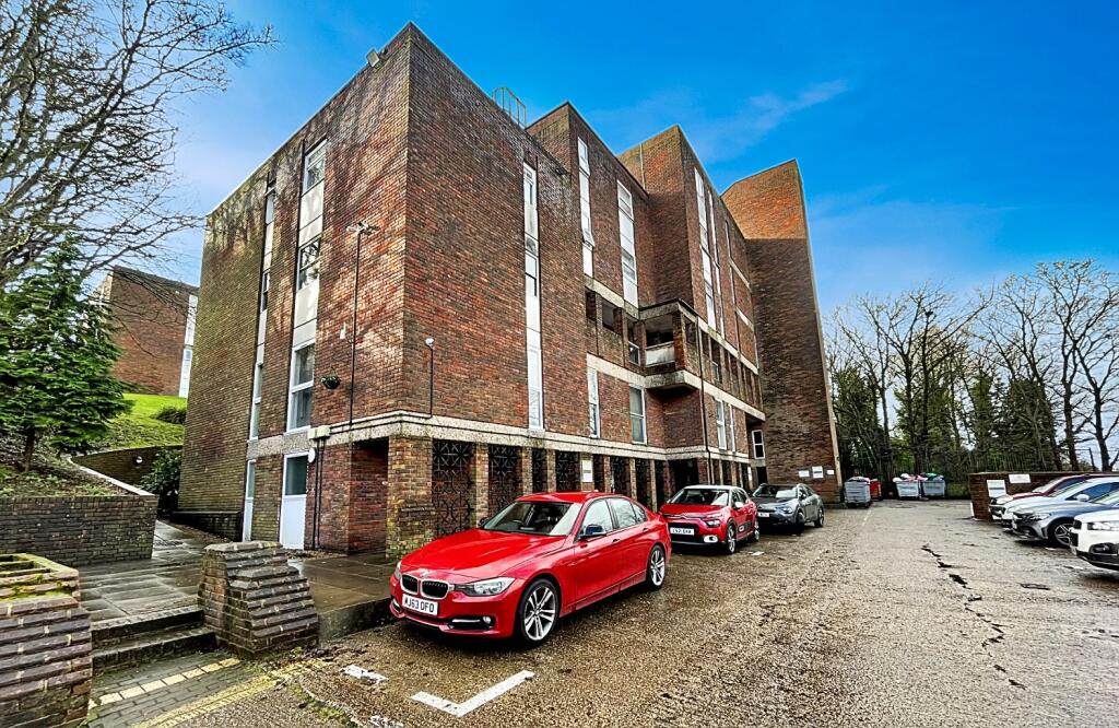 1 bedroom flat for sale in Startpoint, Downs Road, Luton, Bedfordshire ...