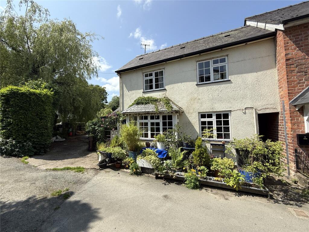 2 bedroom end of terrace house for sale in Hassel Square, Llanfair ...