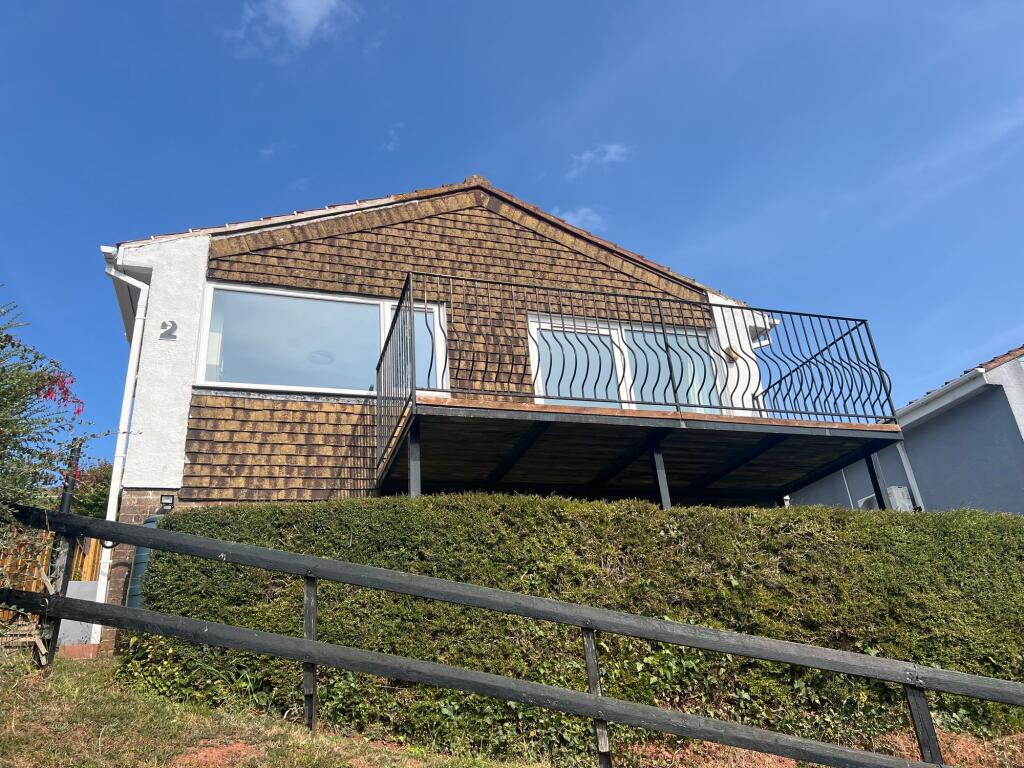 2 bedroom detached bungalow for rent in Pellew Way, Teignmouth, TQ14