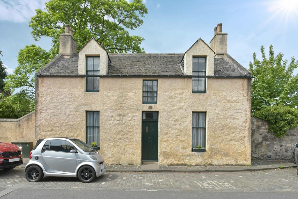 2 bedroom detached house for sale in St Margaret's Gatehouse Restalrig ...