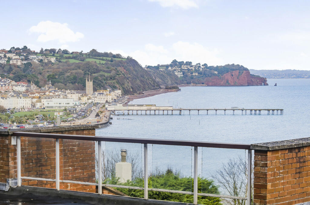 2 bedroom apartment for sale in Dunmore Drive, Shaldon, Devon, TQ14