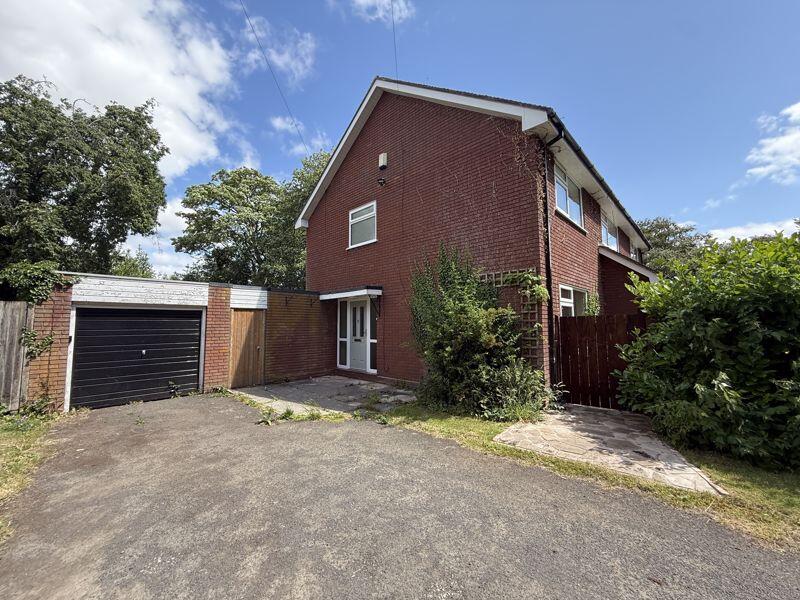 5 bedroom detached house for sale in The Windings, Lichfield, WS13