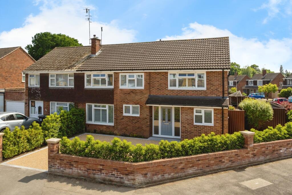 4 bedroom semi-detached house for sale in Darwin Drive, Tonbridge, Kent ...