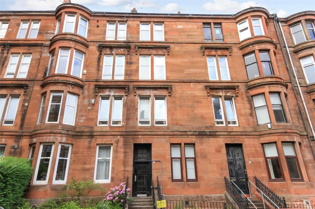 2 bedroom flat for sale in Caird Drive, Partickhill, Glasgow, G11
