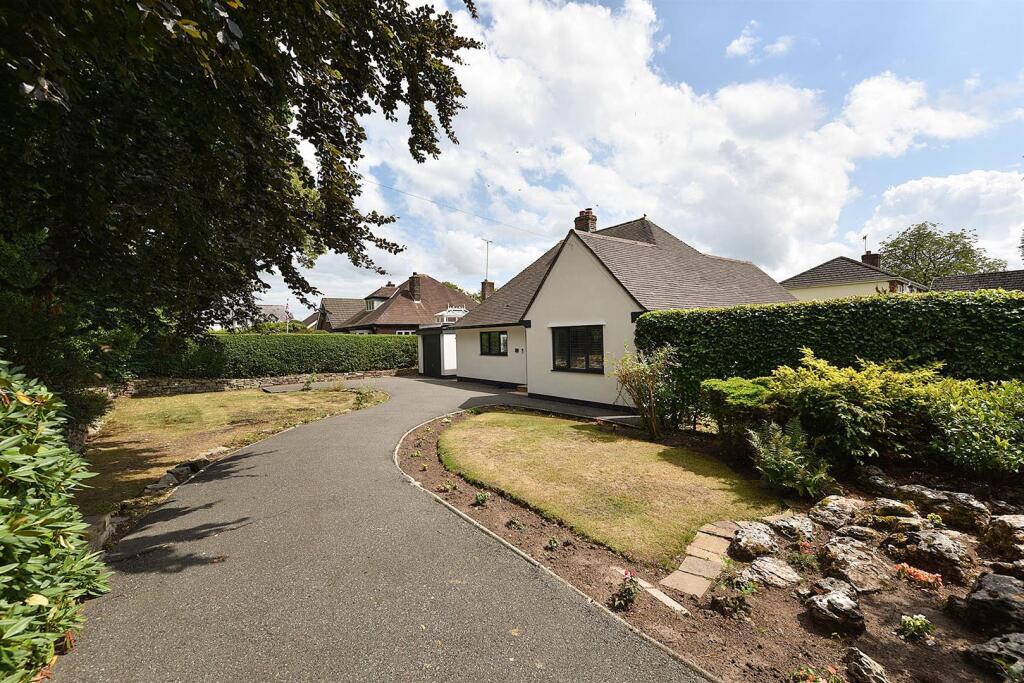 3 bedroom detached bungalow for sale in Acton Place, Macclesfield, SK11