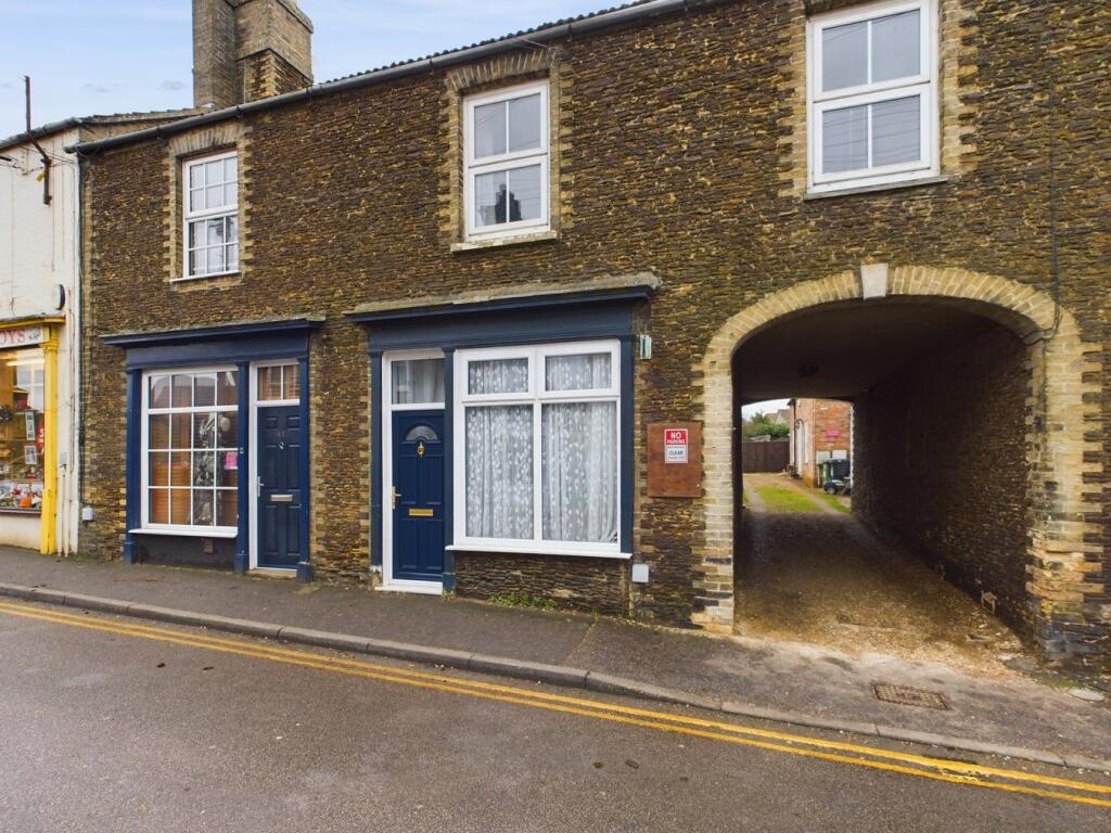 3 bedroom terraced house for sale in Bridge Street, Downham Market, PE38
