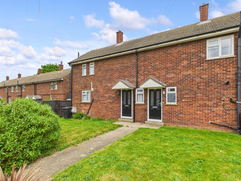 2 bedroom terraced house for sale in Elm Road, Upper Marham, King's ...