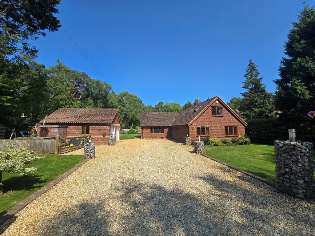 6 bedroom detached house for sale in The Wilderness, Stratton Strawless ...