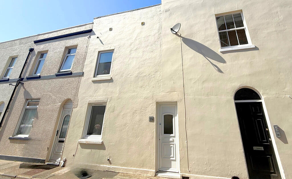 1 bedroom terraced house for sale in Upway Street, Weymouth, DT4