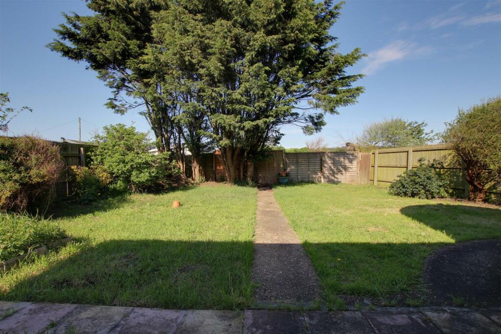 4 bedroom detached bungalow for sale in St. Peters Lane, Trusthorpe, LN12