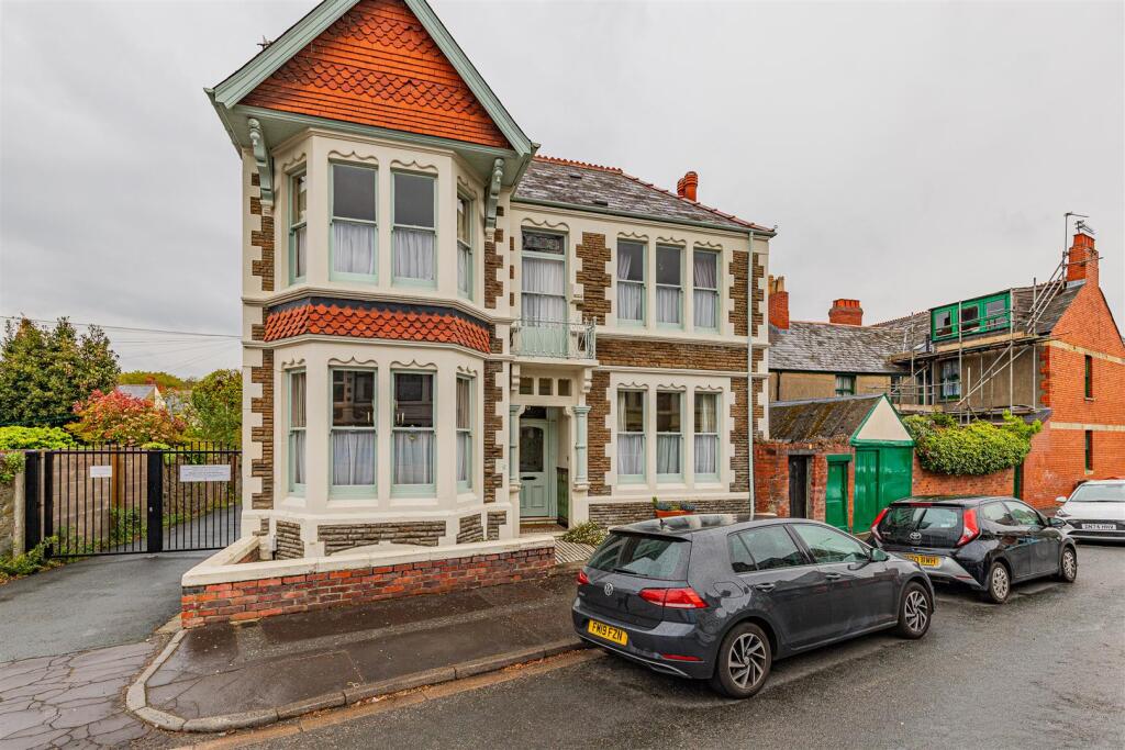 3 bedroom house for sale in Pen-Y-Wain Road, Roath, Cardiff, CF24