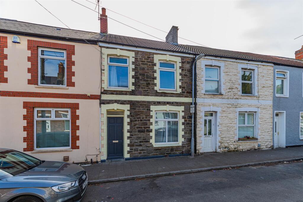 3 bedroom terraced house for sale in Pearl Street, Splott, Cardiff, CF24