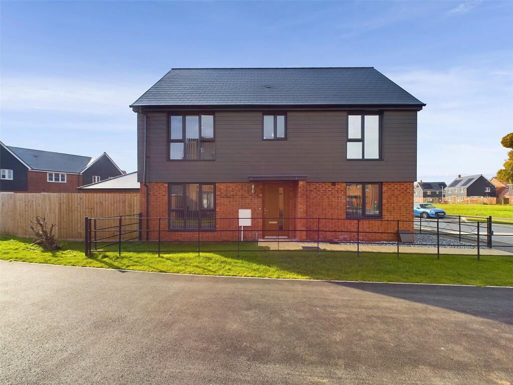 4 bedroom detached house for sale in Matilda Street, Innsworth ...