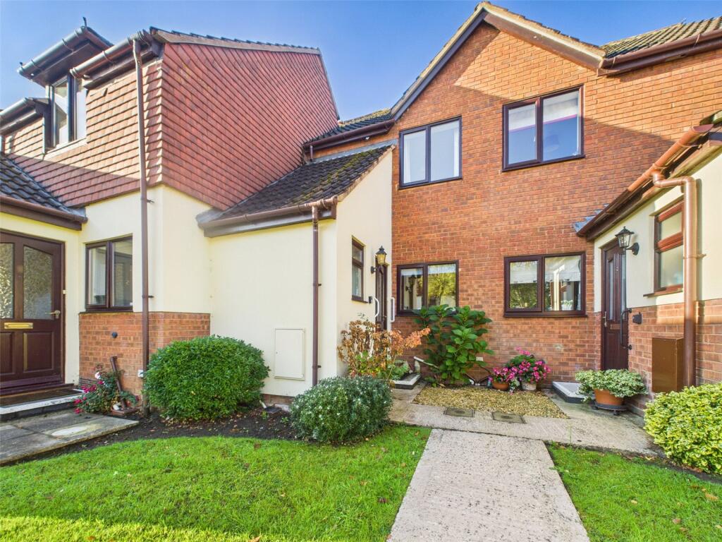 2 bedroom terraced house for sale in Church Road, Churchdown, Gloucester, Gloucestershire, GL3