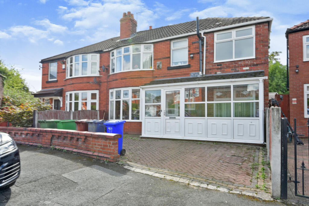 4 bedroom house for rent in Colgate Crescent, Fallowfield, M14
