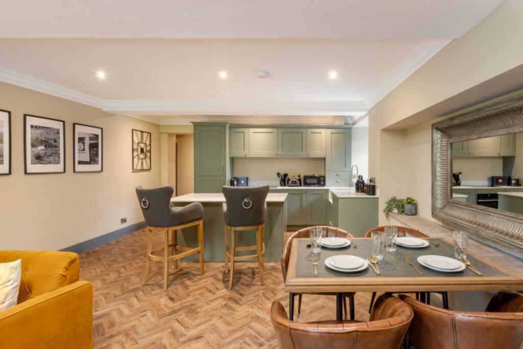 2 bedroom apartment for sale in 2 Bedroom Apartment, Marske Hall ...