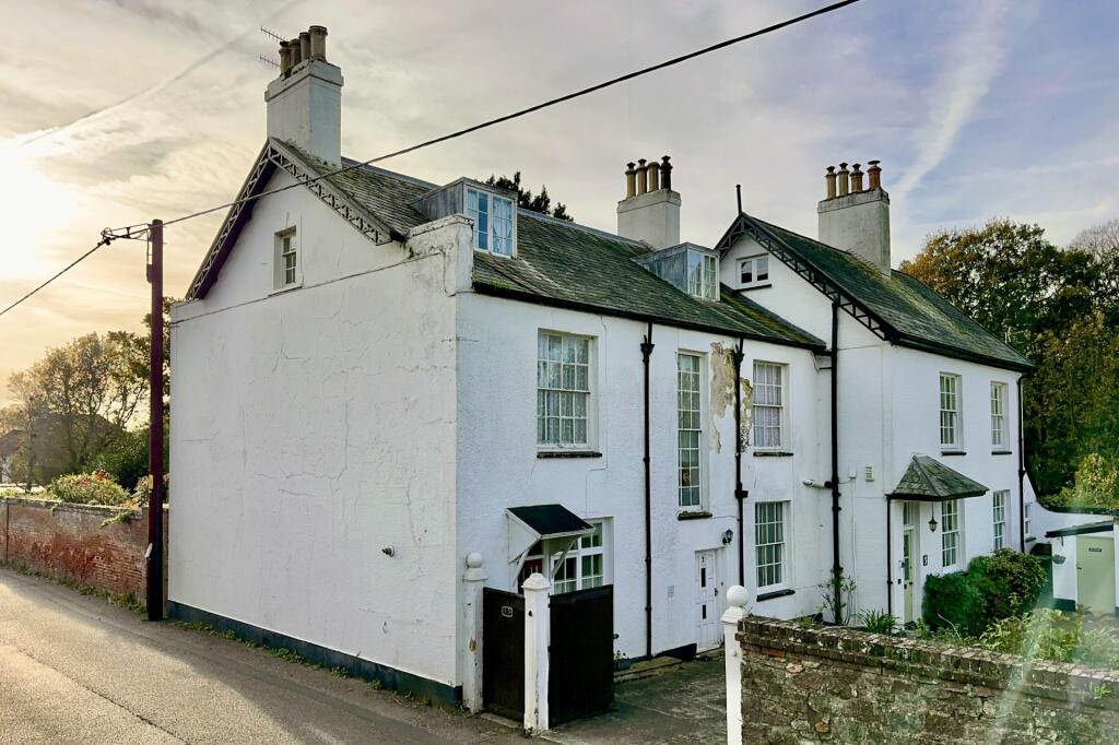 4 bedroom maisonette for sale in Sid Road, Sidmouth, Devon, EX10