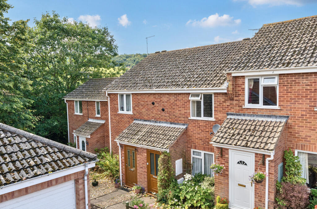 2 bedroom terraced house for sale in Hawthorn Drive, Woolbrook ...