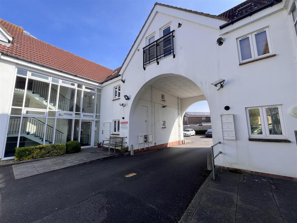 1 bedroom apartment for sale in High Street, Portishead, BS20