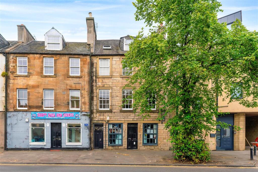 2 bedroom apartment for sale in High Street, Linlithgow, EH49
