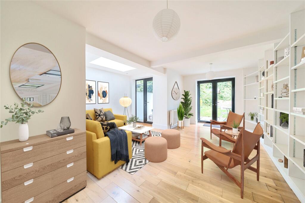 4 bedroom terraced house for sale in Lothair Road North, Harringay ...