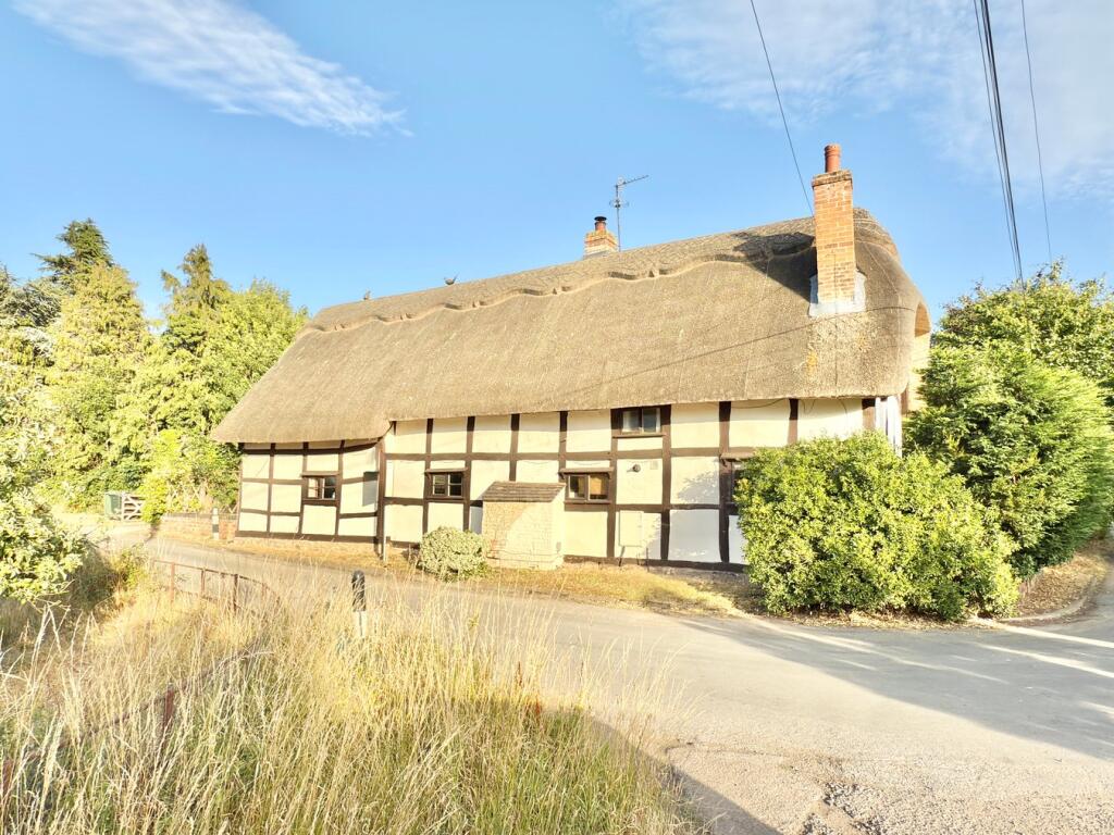 3 bedroom detached house for sale in Uckinghall, Tewkesbury, GL20