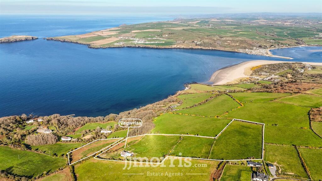 3 bedroom smallholding for sale in Poppit, Cardigan, SA43