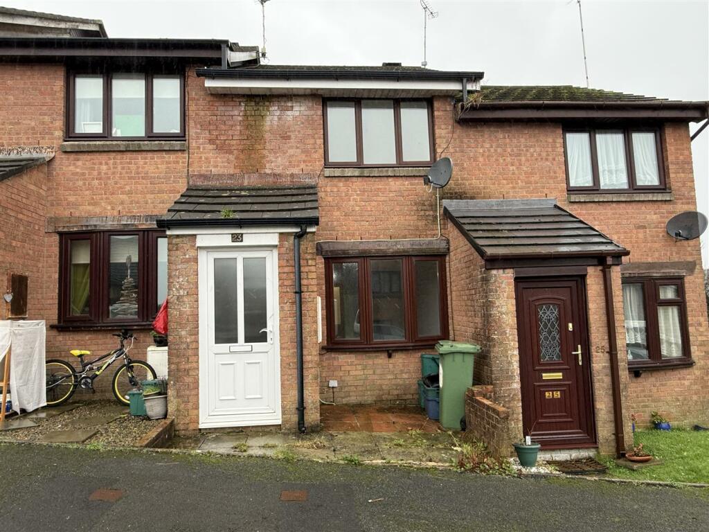 2 bedroom terraced house for sale in 23 Tlysfan, Penwallis, Fishguard, SA65