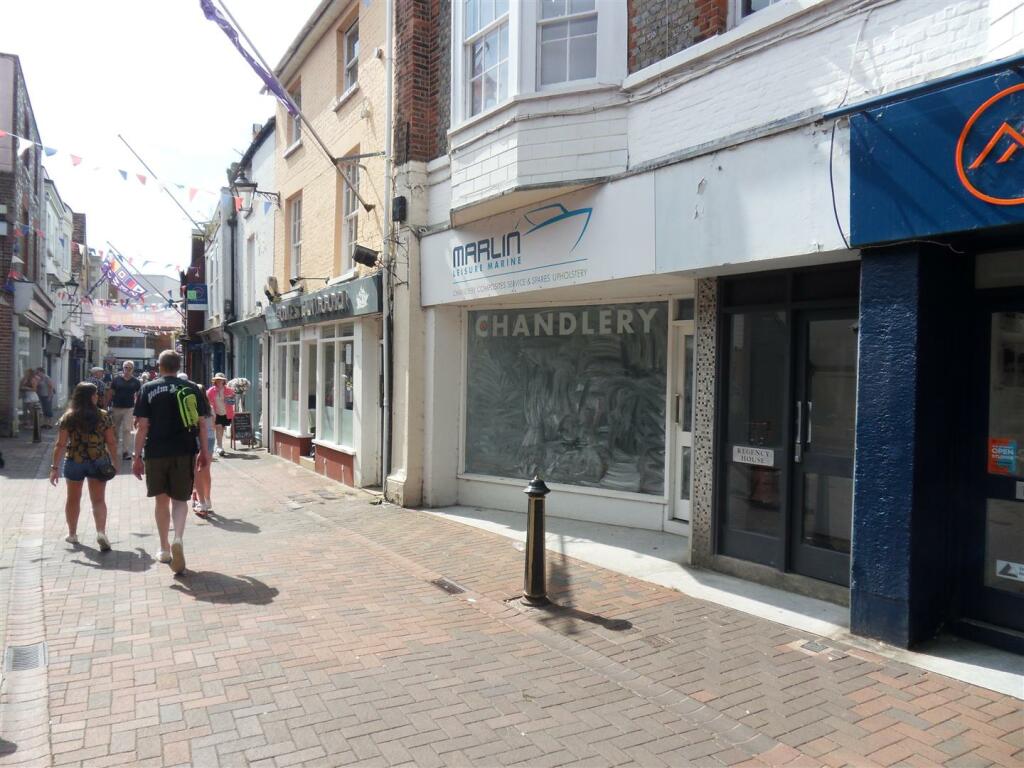 Shop for sale in High Street, Cowes, PO31