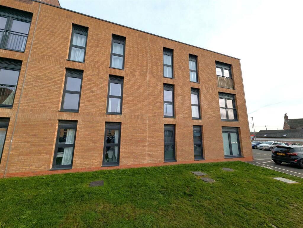 2 bedroom apartment for sale in Station Road, Corby, Northamptonshire ...
