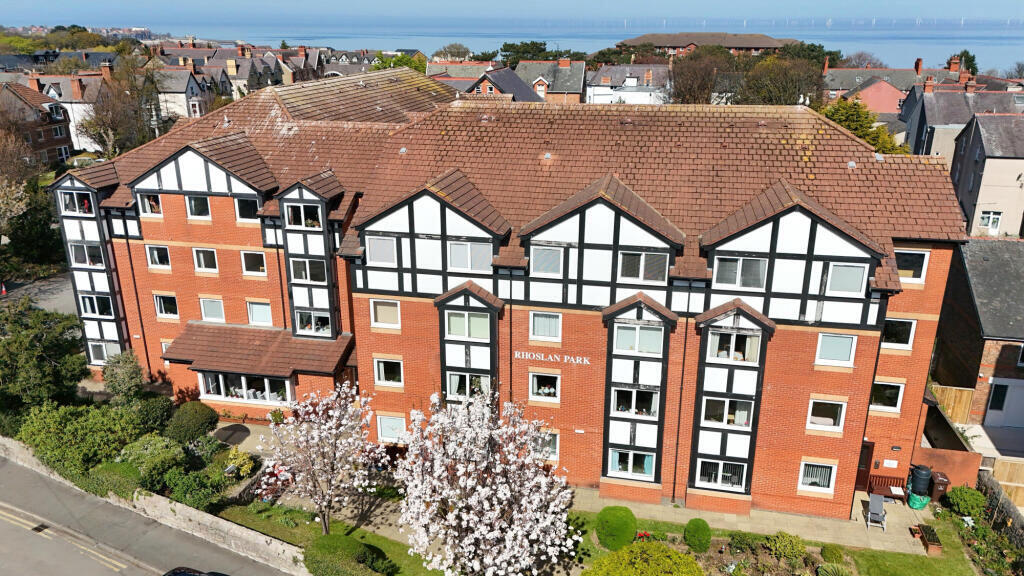 1 bedroom apartment for sale in 76 Conway Road, Colwyn Bay, Conwy, LL29 7HR, LL29