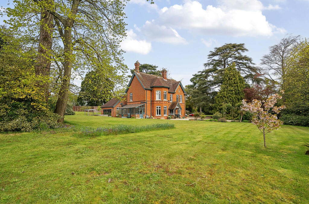 Free property report 1 Bungalow, Calmore Croft Farm, Salisbury Road ...