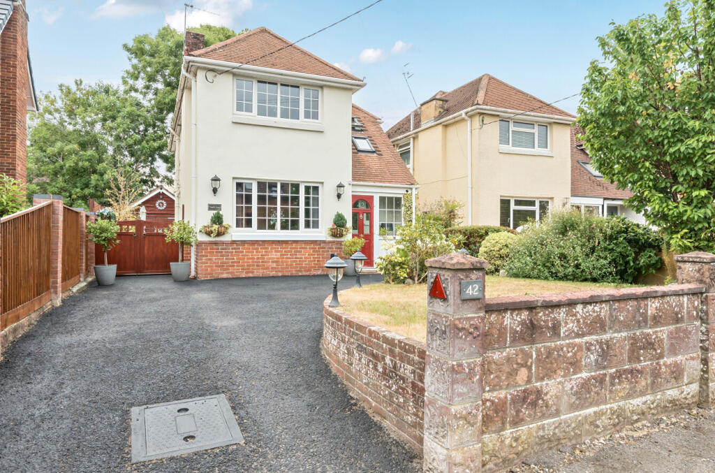 3 bedroom detached house for sale in Testwood Lane, Totton, Southampton ...